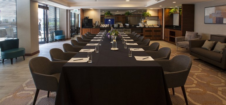 Sky View Lounge - DoubleTree by Hilton Warsaw Hotel & Conference Centre